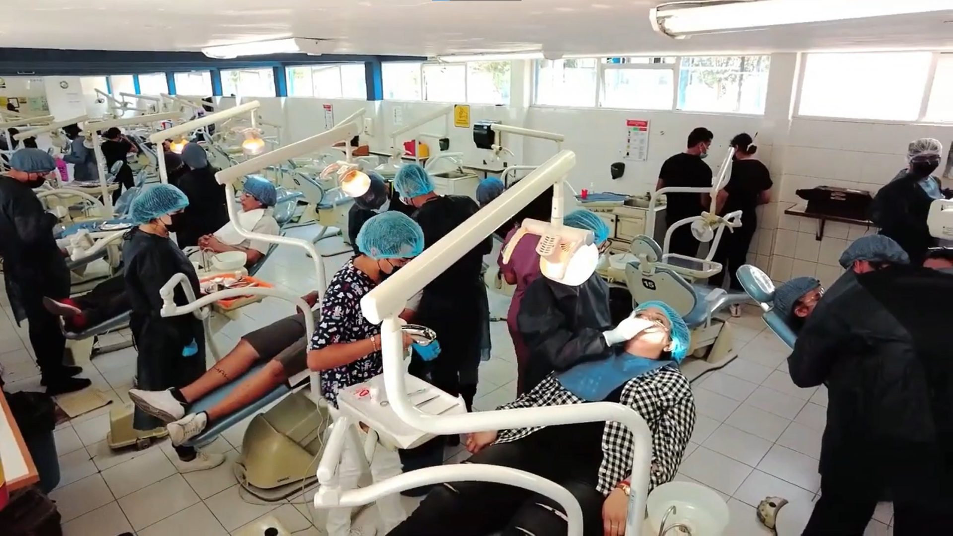 Por cerrar el registro a los diplomados de actualización en la Facultad ...